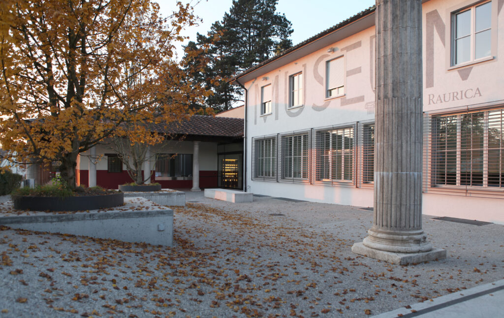 2008 Römermuseum Augusta Raurica, Augst - reuter-architekten.ch